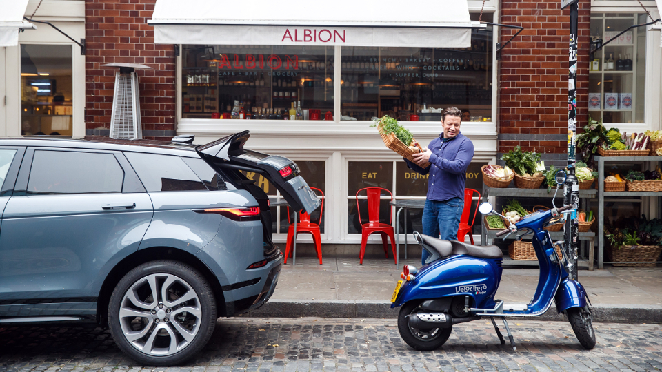 Jamie Oliver test Range Rover Evoque | MarketingTribune meer over marketing