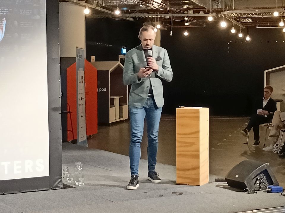 [DPC22] Pitch your Podcast: Rammen met dat kadaver! | MarketingTribune B2B